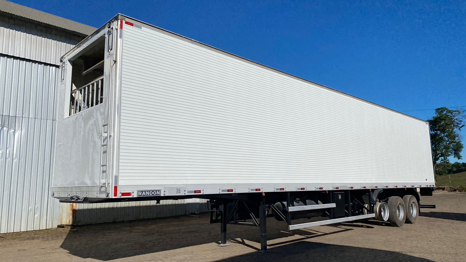 Semi Reboque Frigorífico e Carga Seca – Ala Forte – Comércio de ...